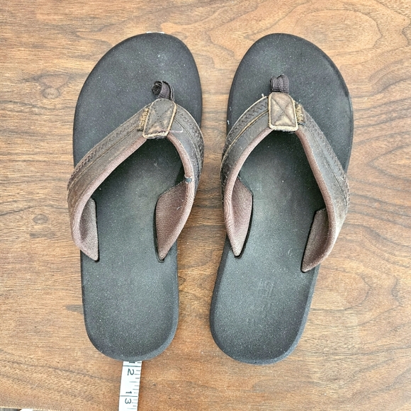 Flojos | Shoes | Mens Flojos Flip Flops Size 11 | Poshmark